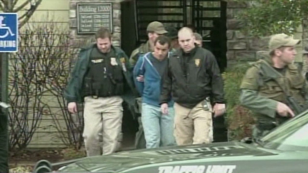 Suspect In Girls Slaying Worked At Apartment Complex Cnn