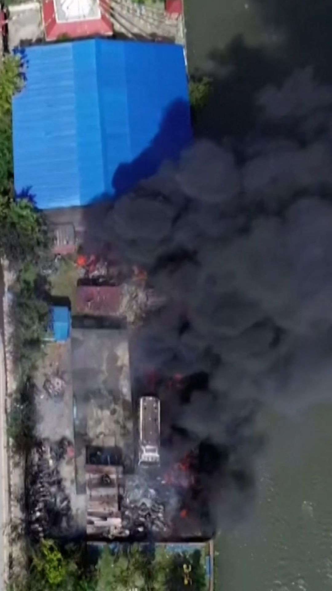 Video: Mudslide engulfs Indian village after deadly flash floods | CNN