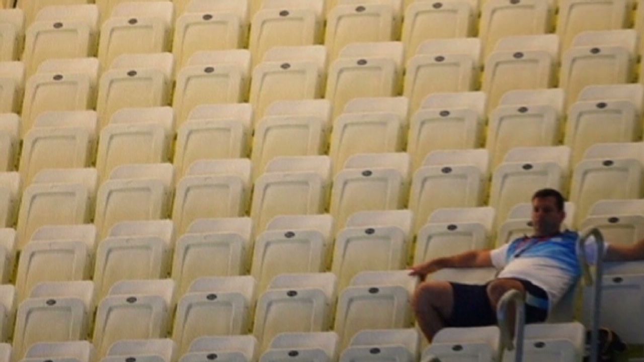 Why so many empty seats at London Games? | CNN