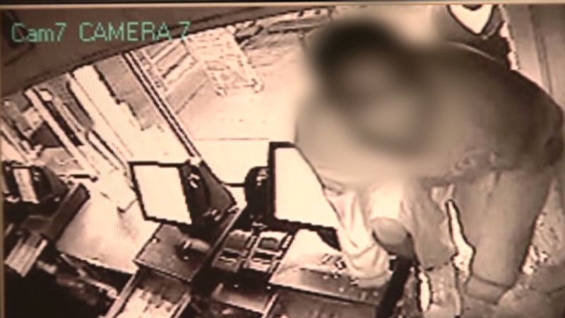 Burglar Caught On Camera Gets Nothing Cnn