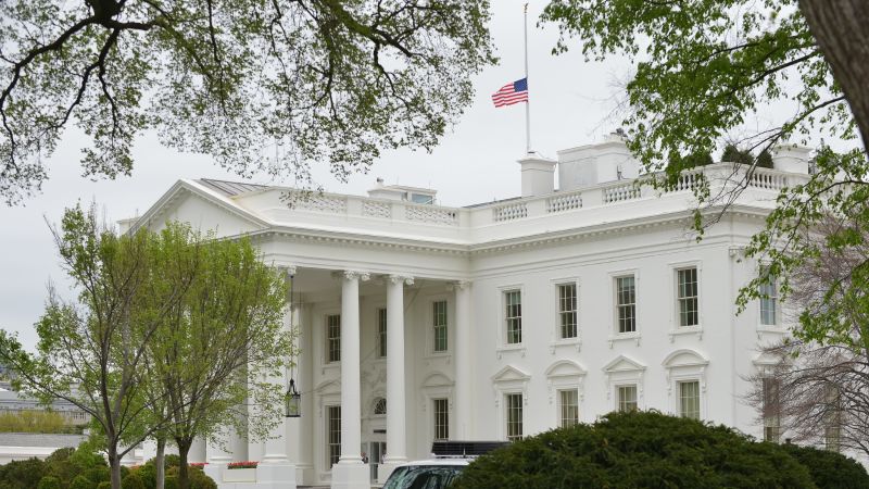 White House lifts photo ban | CNN Politics White House lifts photo ban | CNN Politics