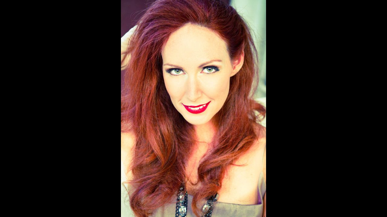 Texas Actress First Accuses Husband But Shes Arrested In Ricin Case Cnn