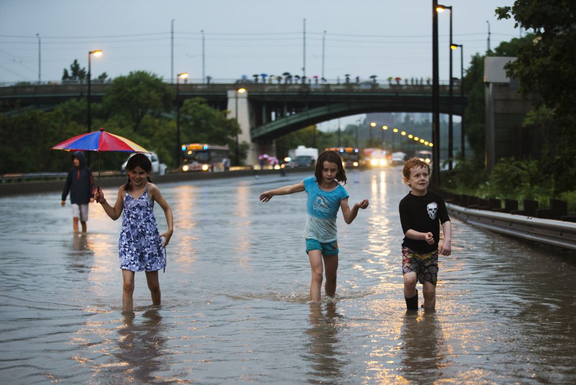Photos Flash Flooding In Toronto Cnn