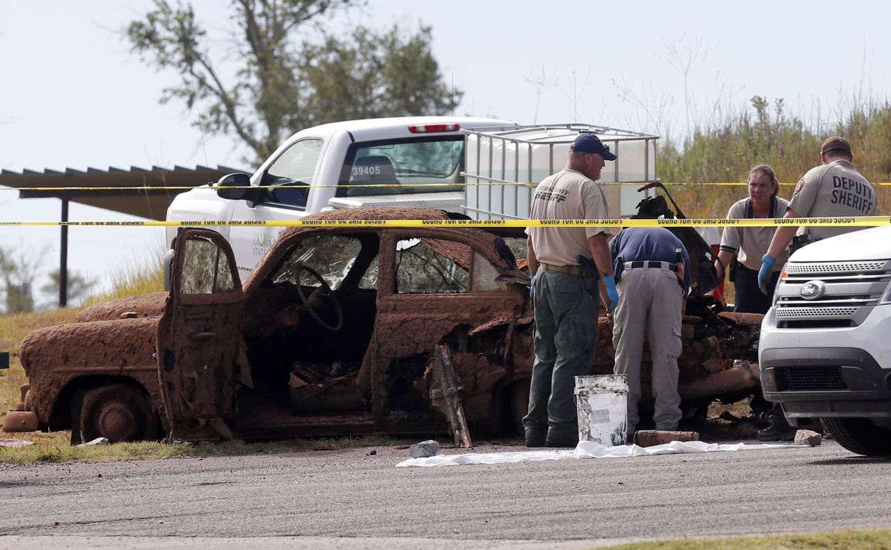Bodies Found In Oklahoma Lake Tied To Decades Old Mysteries Cnn