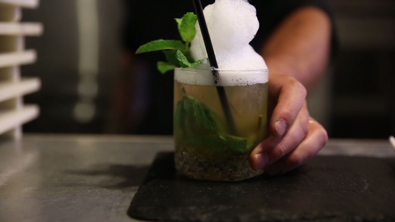 The stunning magic of molecular mixology | CNN
