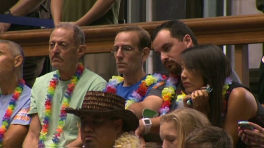Hawaii Senate Approves Same Sex Marriage Cnn