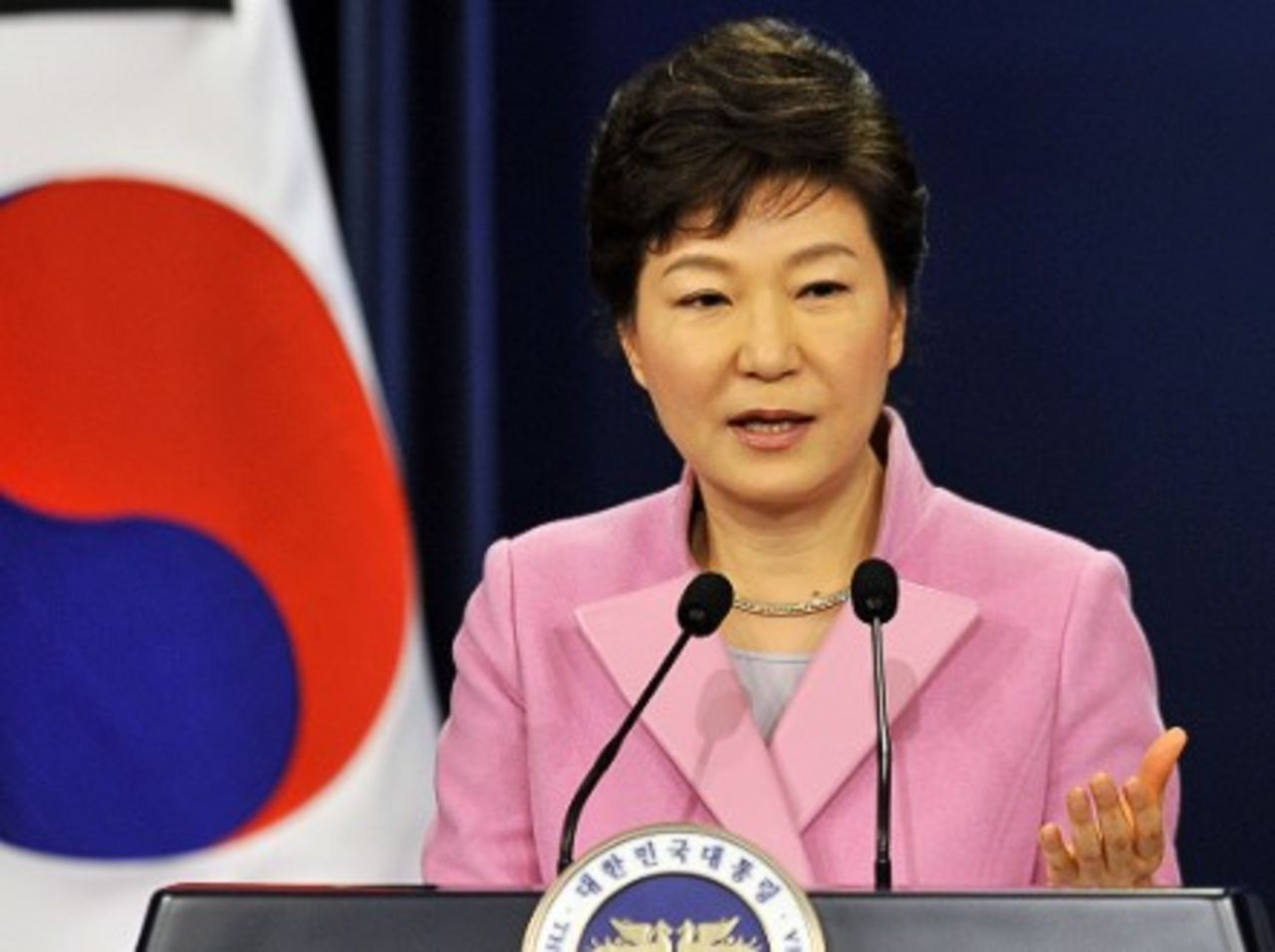 South Koreas First Female President Intimidated Yeah Right Cnn