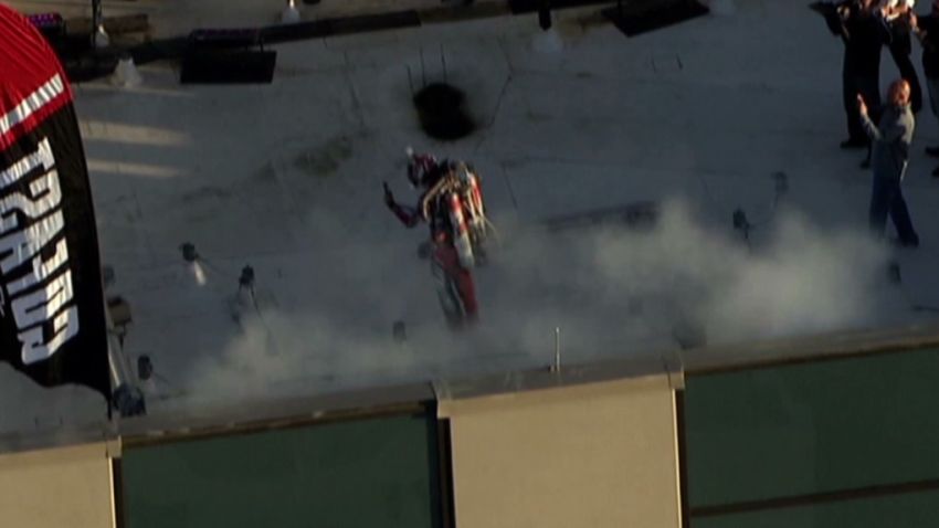 Man jumps off 45-floor hotel | CNN Man jumps off 45-floor hotel | CNN