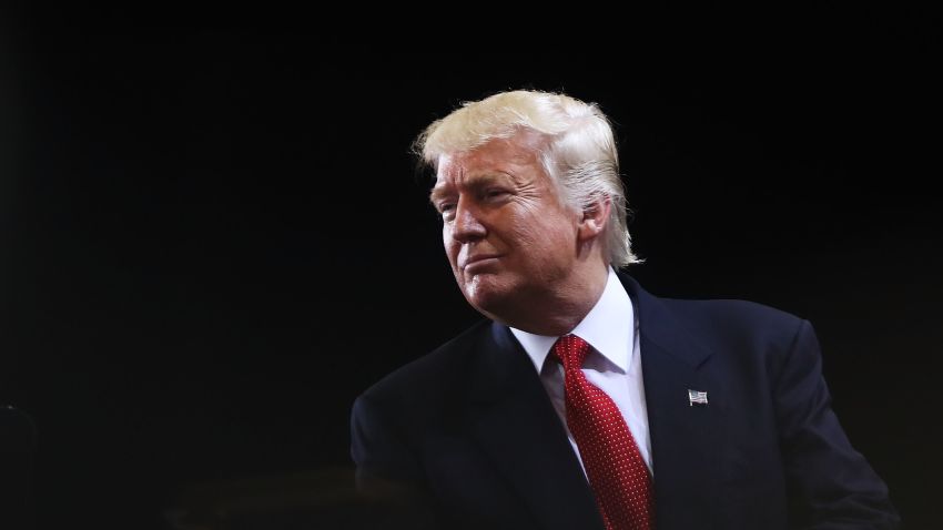 Trump mocks Clinton’s stumble | CNN Politics Trump mocks Clinton’s stumble | CNN Politics