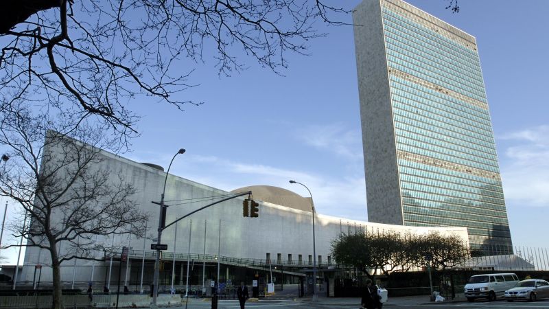 US abstains as UN demands end to Israeli settlements | CNN Politics