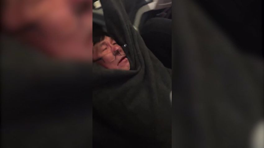 Man Dragged Off Plane 5 Key Questions On Uniteds 800 Mistake Cnn