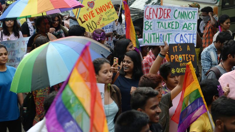 Indias Top Court Decriminalizes Gay Sex In Historic Ruling Cnn