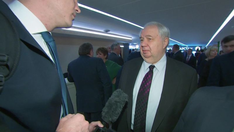 Cnn Asks Ex Russian Ambassador About Flynn Cnn Politics