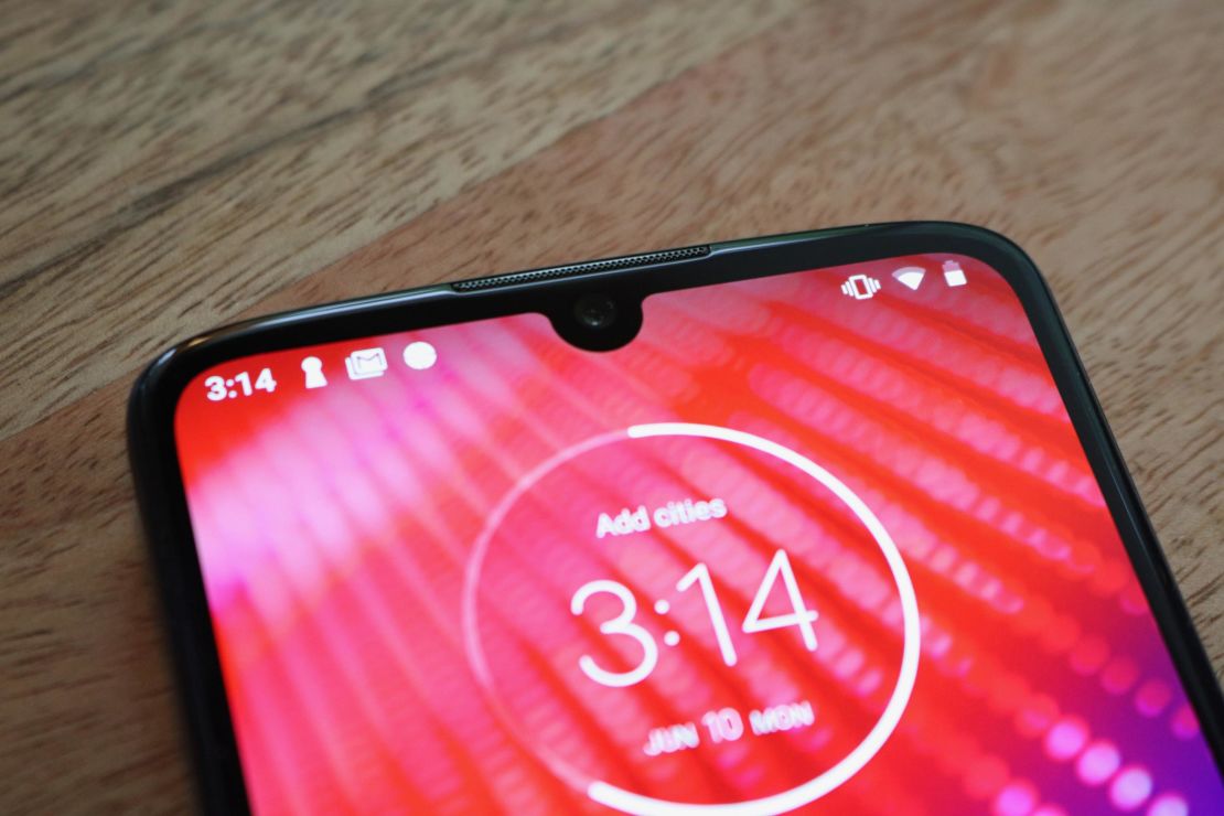 Moto Z4 review: Battery life and a sleek design standout in a mid-range Android | CNN Underscored