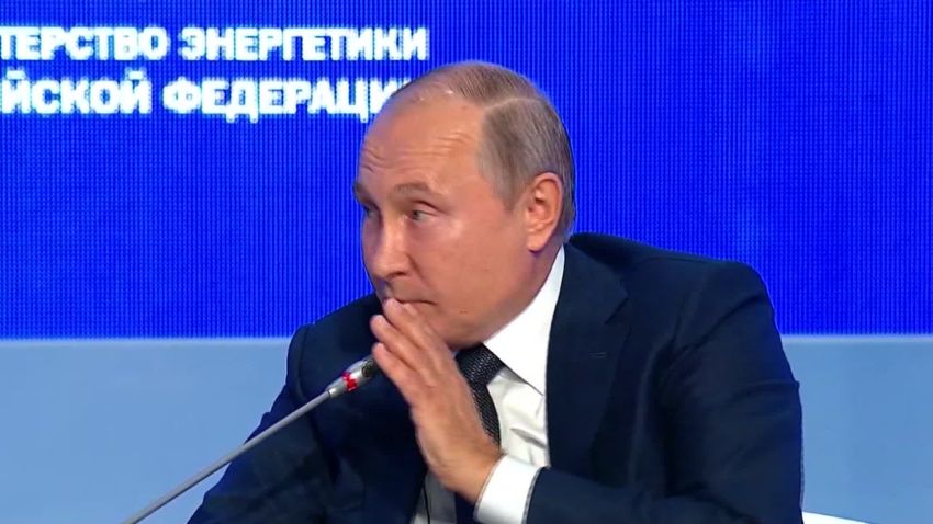 Putin Jokes That Russia Will Meddle In 2020 Us Elections Cnn Politics