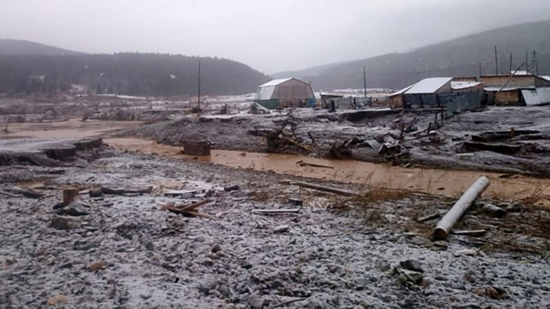 Siberian dam collapse: Frantic search for survivors | CNN Siberian dam collapse: Frantic search for survivors | CNN