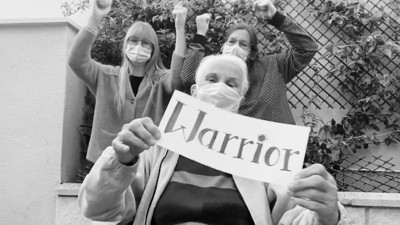 Avril Lavigne releases coronavirus pandemic-inspired song | CNN