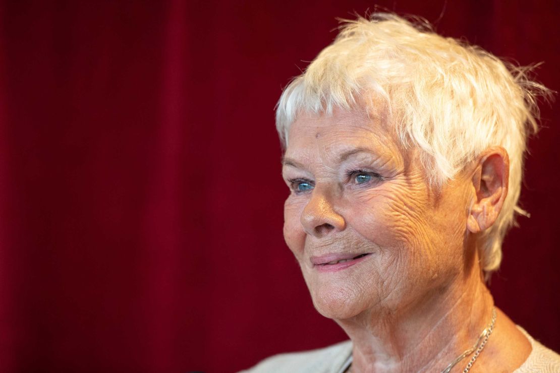 Judi Dench 85 Becomes British Vogues Oldest Cover Star Cnn