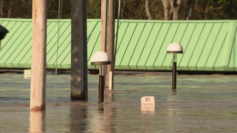 Midland Michigan Flooding Thousands Evacuate After Two Dams Are