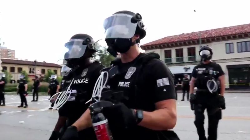Video Appears To Show Police Pepper Spraying Yelling Protester Cnn