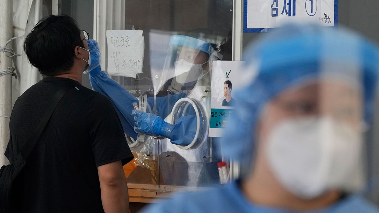 Australia, Korea Covid-19: Lockdowns toughen in Seoul and Sydney as ... Australia, Korea Covid-19: Lockdowns toughen in Seoul and Sydney as ...