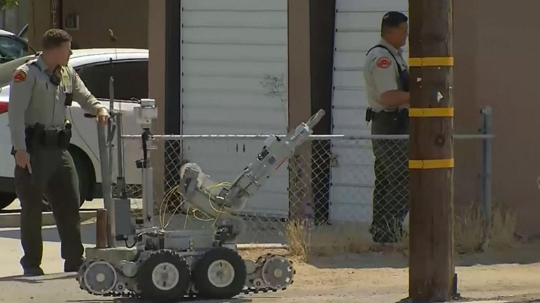 Wasco California Shooting Swat Officer Among 4 Killed In Hourslong