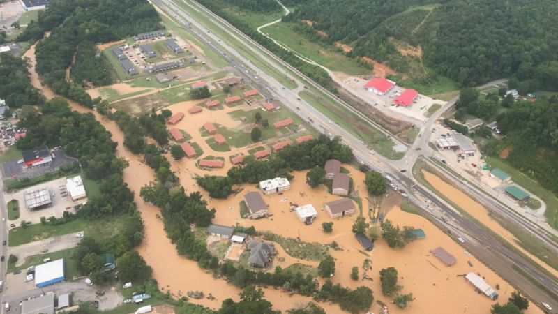 Tennessee Flooding Leaves 21 People Dead And Around 20 Others Missing Cnn