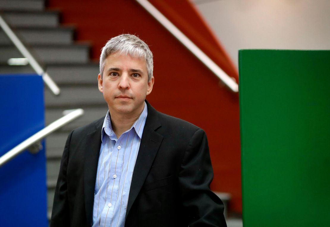 Alzheimer’s drug Aduhelm: What one ex-FDA adviser called ‘probably the ... Alzheimer’s drug Aduhelm: What one ex-FDA adviser called ‘probably the ...