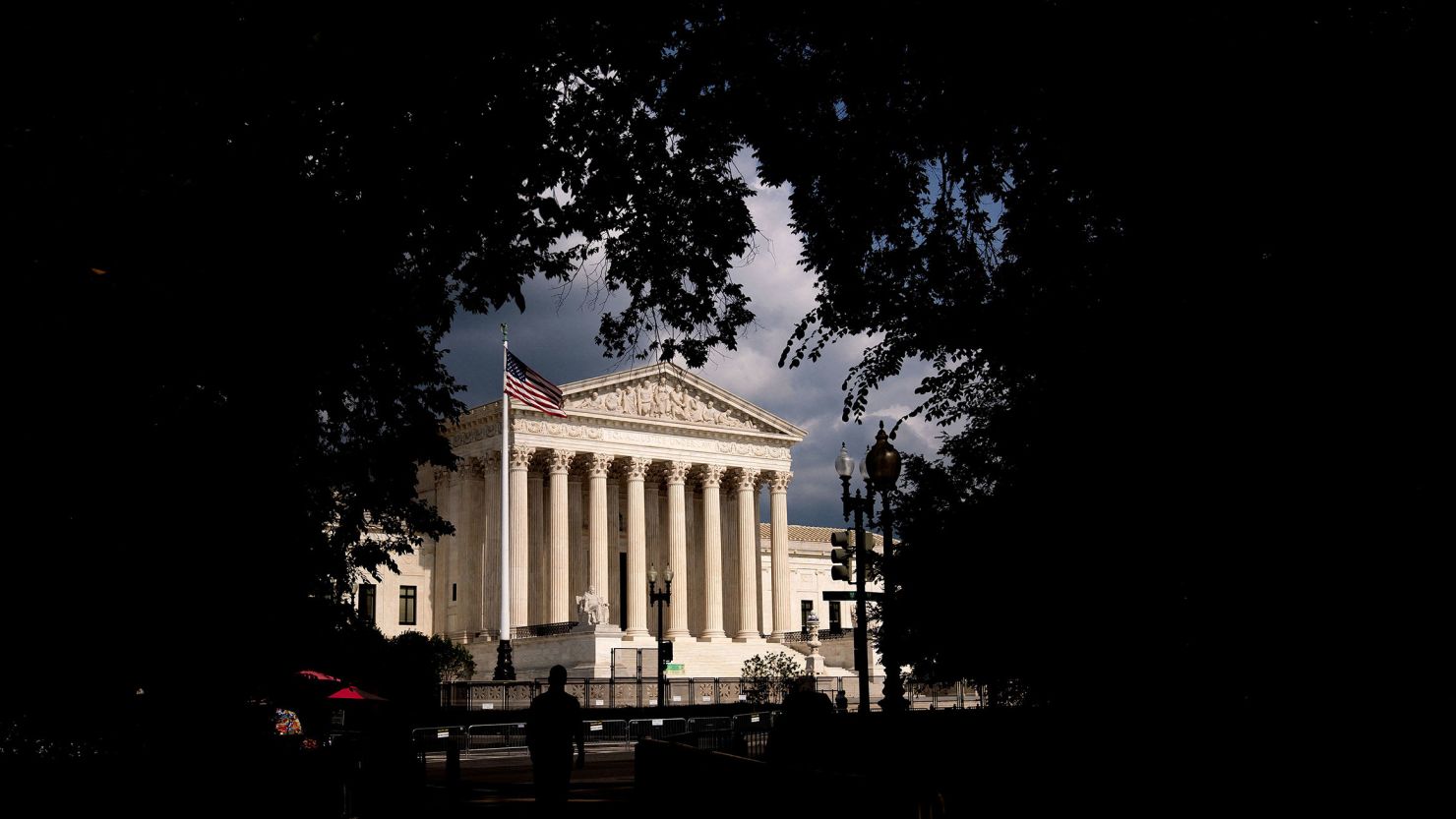 Death Penalty Supreme Court Sides With Inmate Who Wants To Die By