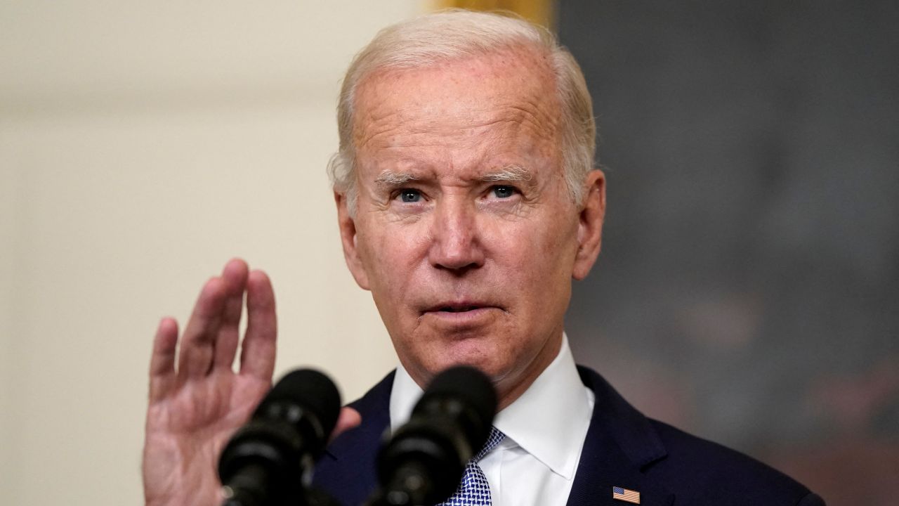 Biden Urges Democrats To Quickly Pass Manchin And Schumers Climate And