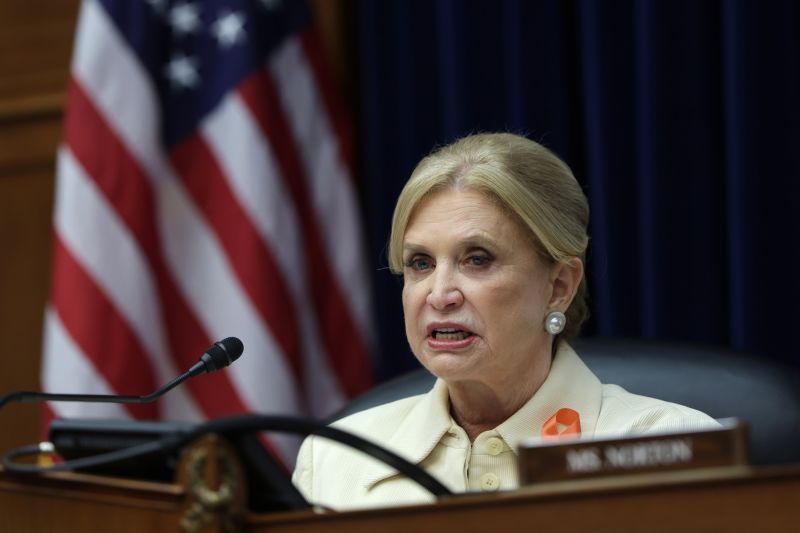 Carolyn Maloneys Loss Sets Off Democratic Scramble For Key Committee