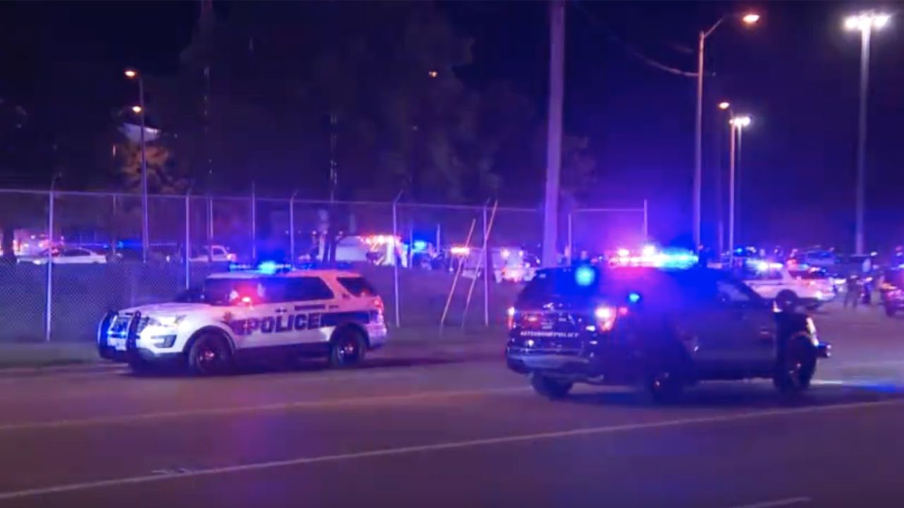 Moraine Ohio Shooting Shooting At Dmax Plant Leaves 1 Dead 1