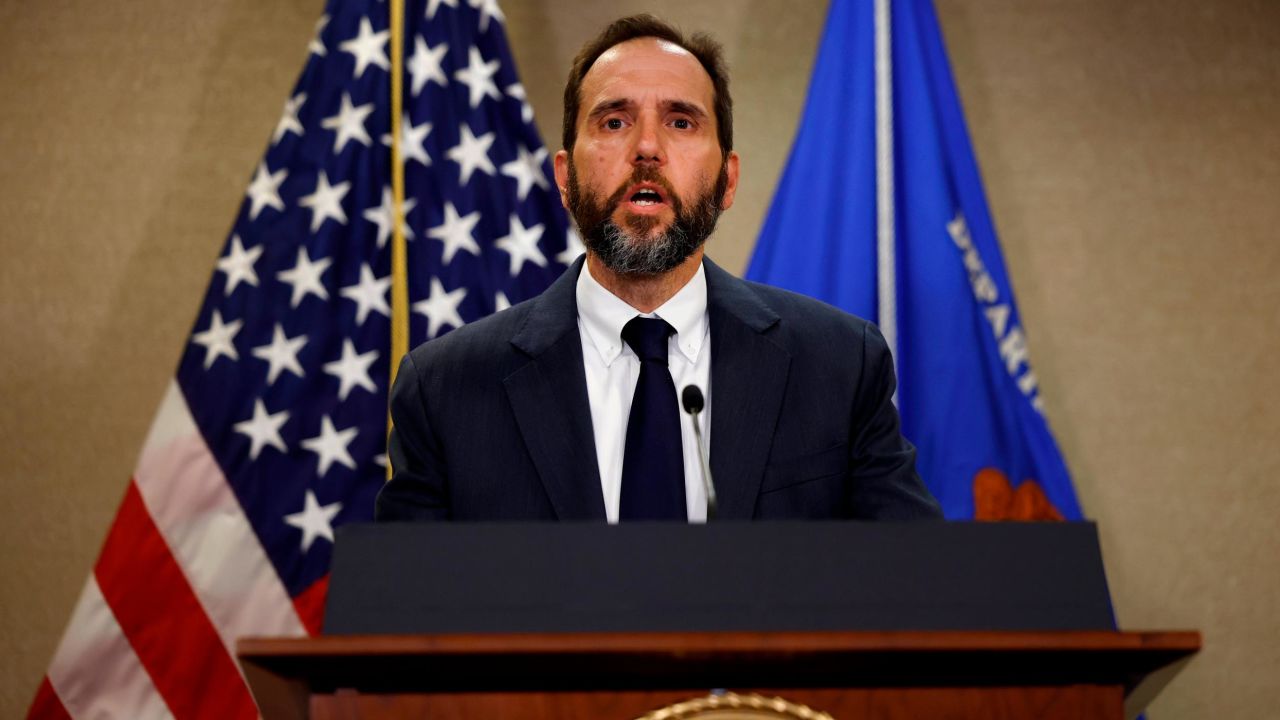 Special counsel office still investigating Trump's handling of documents, sources say | CNN Politics