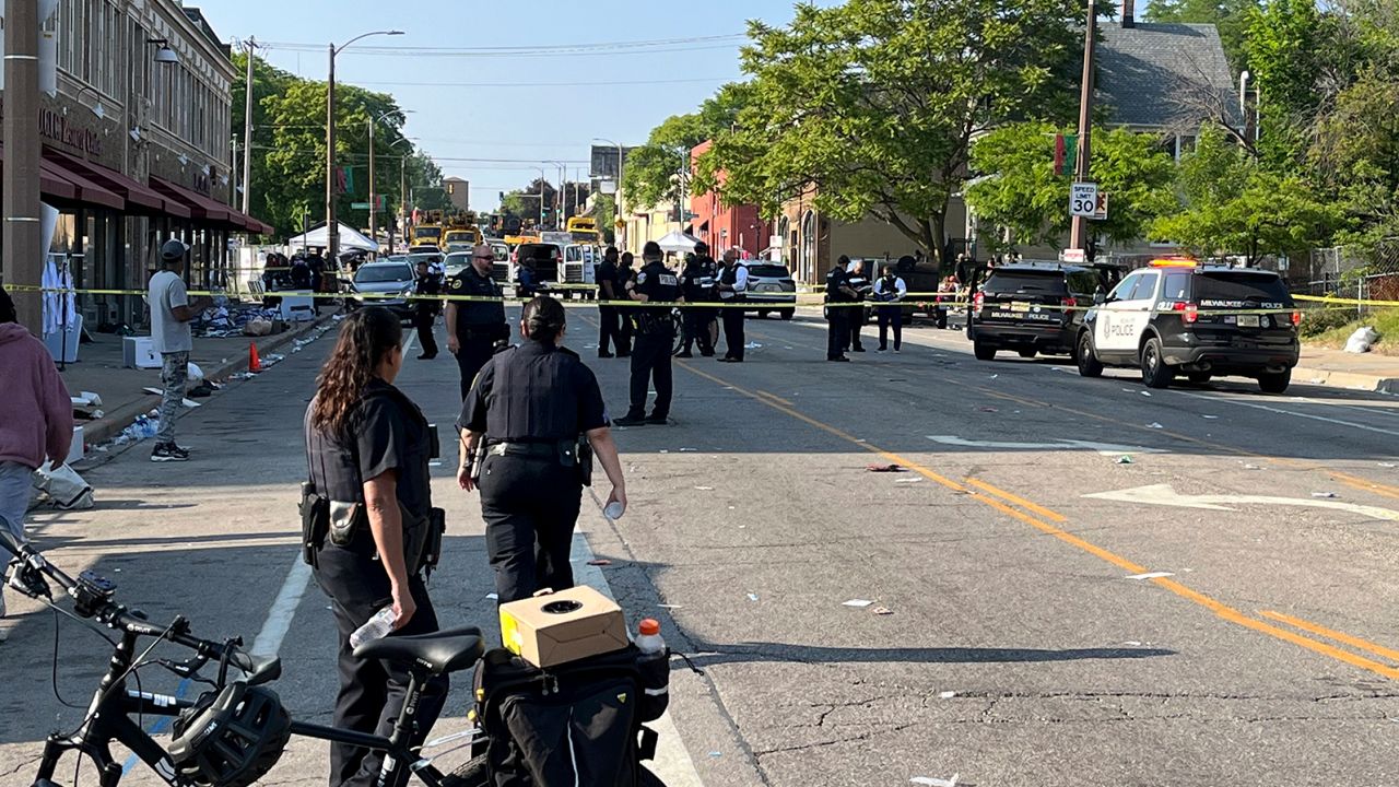 Milwaukee Juneteenth Shooting Six Teens Shot After Celebration Outside