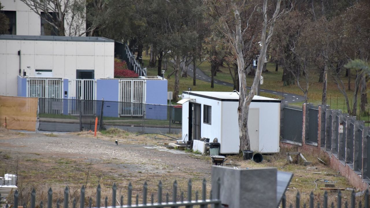 Australia Russia Embassy Row Suspected Russian Diplomat Squatter