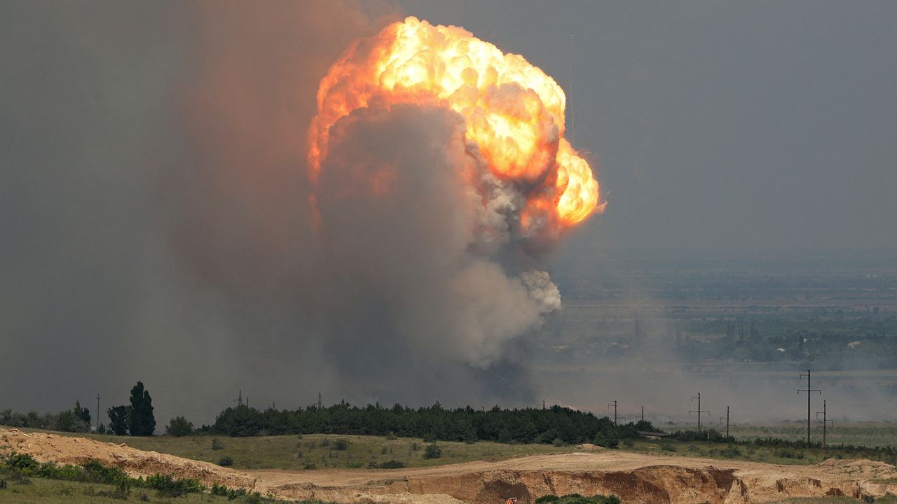 Kirovske district, Crimea: Massive blasts at Russian depot force ... Kirovske district, Crimea: Massive blasts at Russian depot force ...