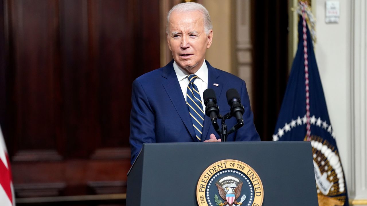 Biden honors Emmett Till and his mother amid debate over how to teach ... Biden honors Emmett Till and his mother amid debate over how to teach ...