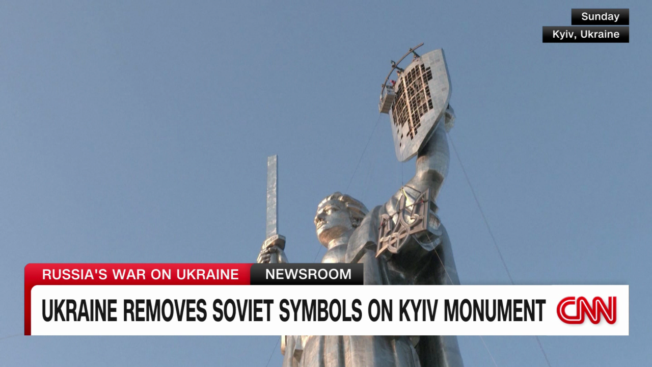 Ukraine Replaces Soviet Era Hammer And Sickle Symbol With A Trident On