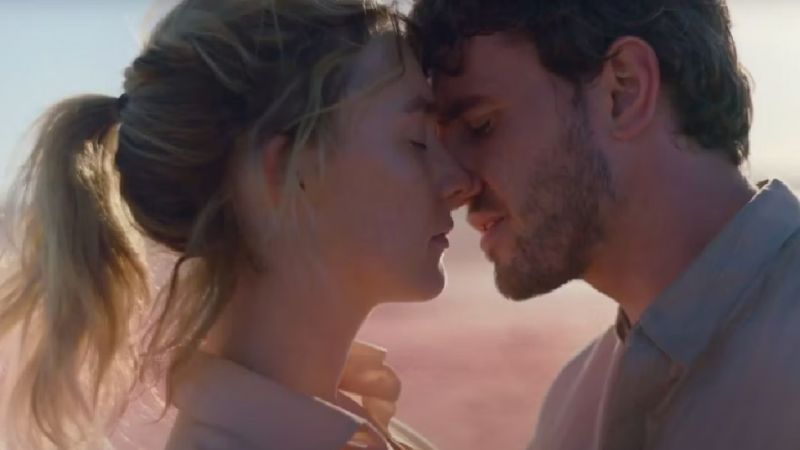 ‘Foe’ gives romantic drama a sci-fi twist | CNN