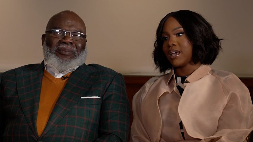 Bishop TD Jakes and Sarah Jake Roberts: The father-daughter duo changing lives together | CNN