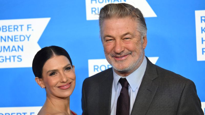Alec Baldwin And Wife Hilaria Considering Doing A Reality Show Cnn