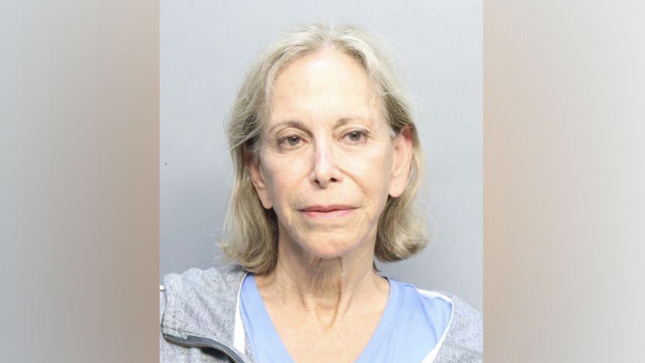 Donna Adelson Florida Woman Charged In Connection To 2014 Murder Of