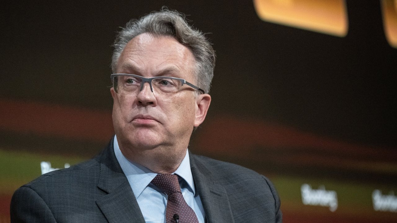 Elisabeth Buchwald - Economics Reporter | CNN