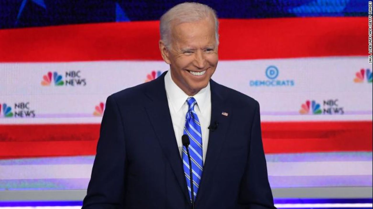 Live Updates The First Democratic Debate Night 2 Cnn Politics