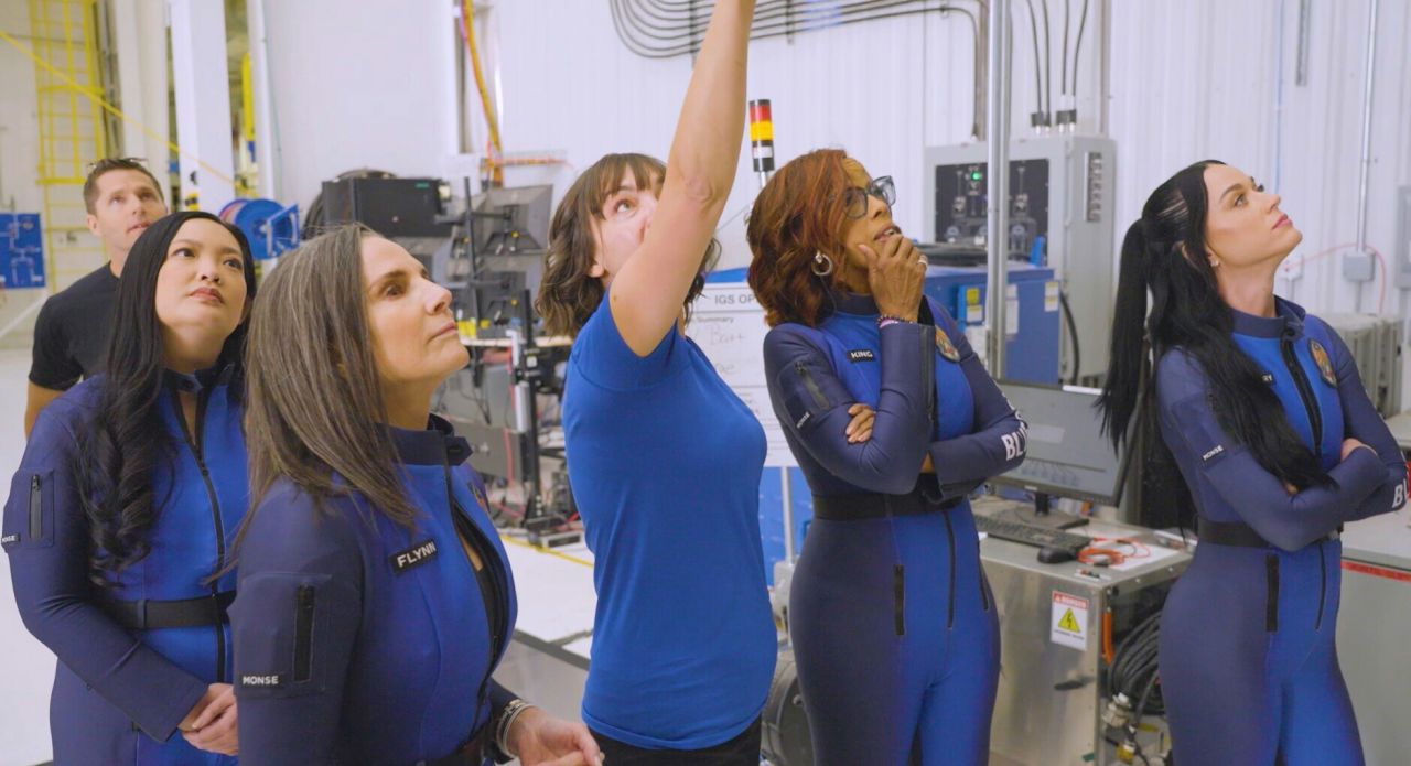 Blue Origin spaceflight highlights: Katy Perry and Gayle King launch on space tourism rocket | CNN