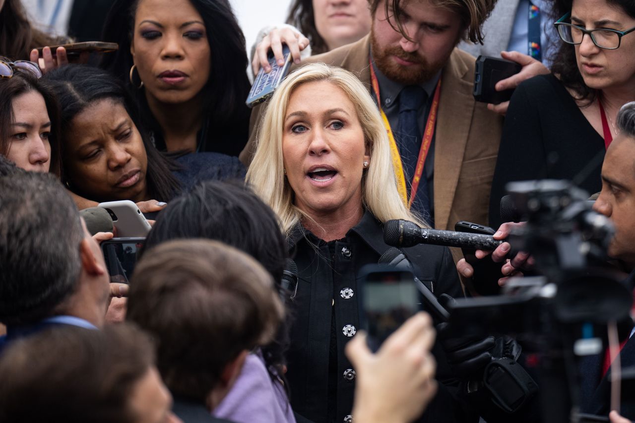 Senate passes funding bill to avert partial government shutdown | CNN Politics