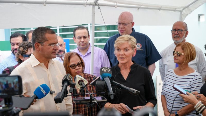 Asignan US$ 440 millones en ayuda federal para desarrollo de sistemas solares en miles de ...