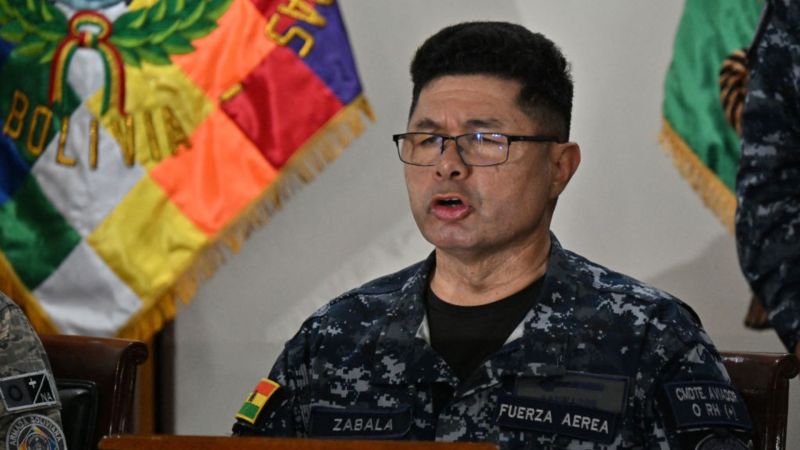 El Gobierno de Bolivia denuncia que grupos armados supuestamente afines a Evo Morales tomaron ...