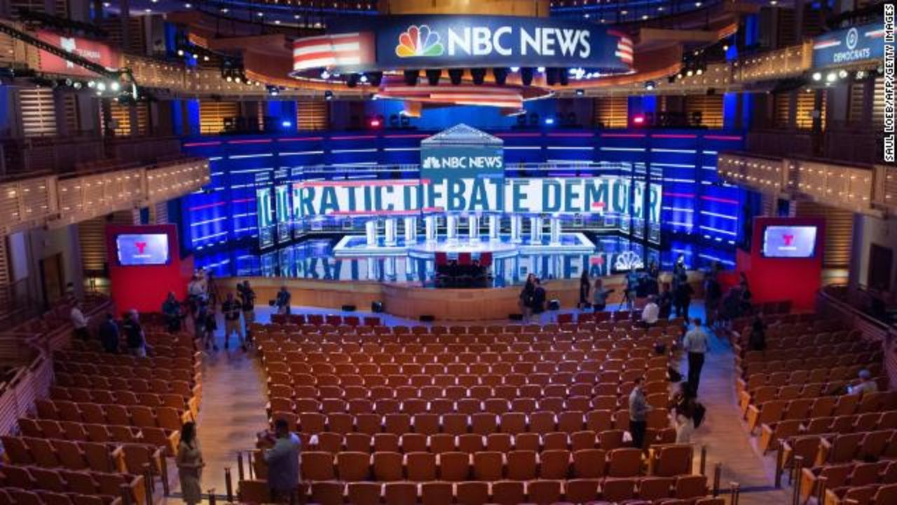 Live Updates The First Democratic Debate Night 2 Cnn Politics