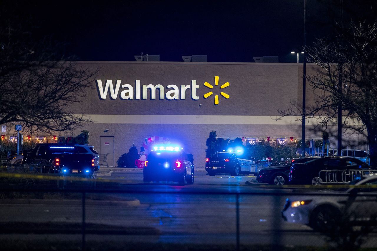 November 23 2022 Walmart Shooting In Chesapeake Virginia Cnn